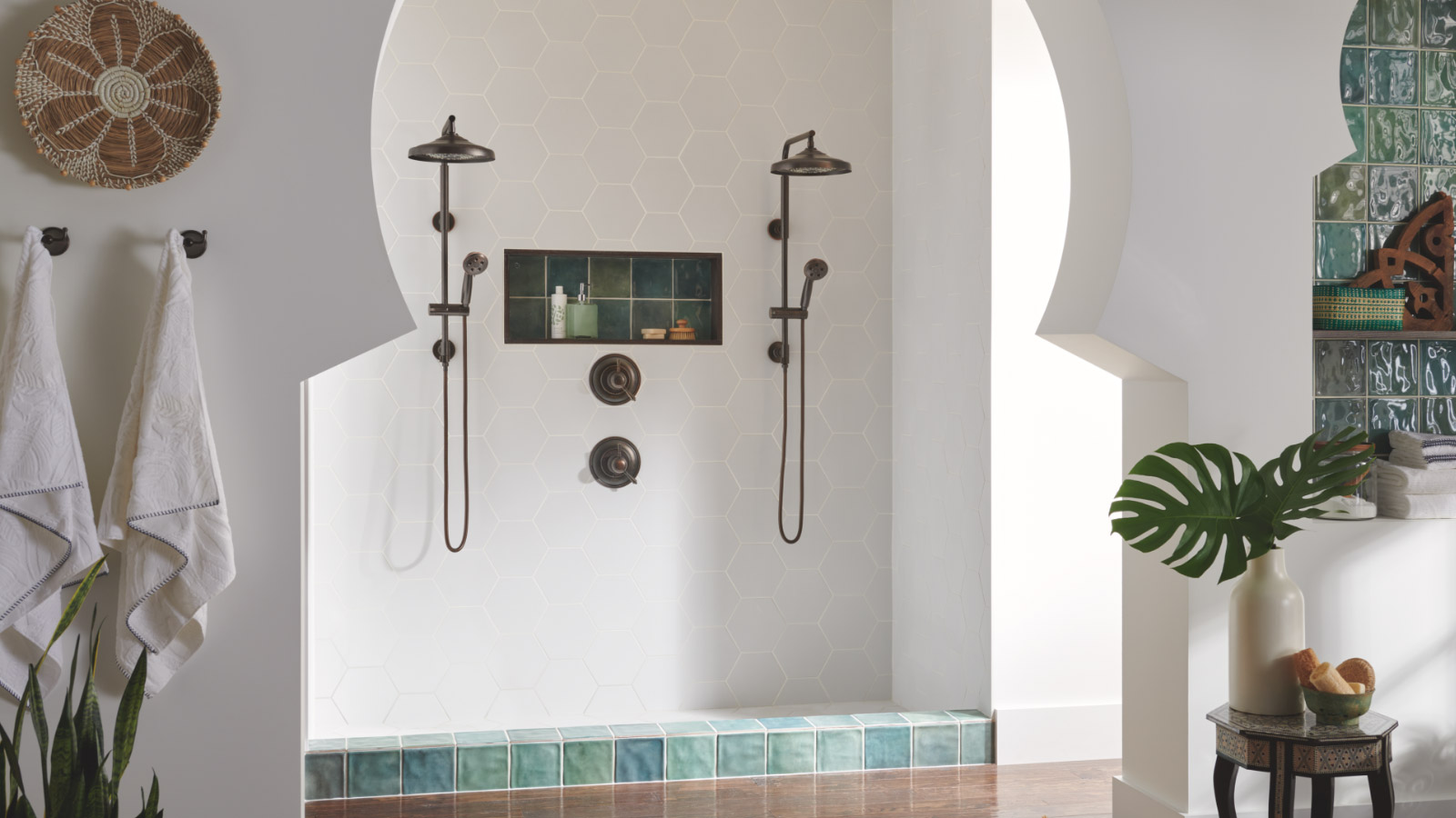 Essential™ Shower Series